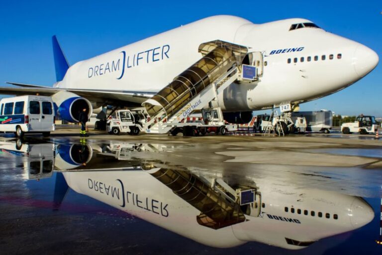 Top 10 rarest aircraft to photograph - Aviation A2Z