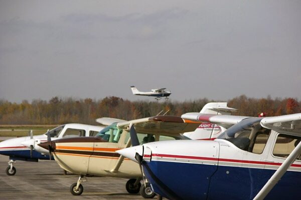 Top 10 Flying Schools in Canada - Aviation A2Z