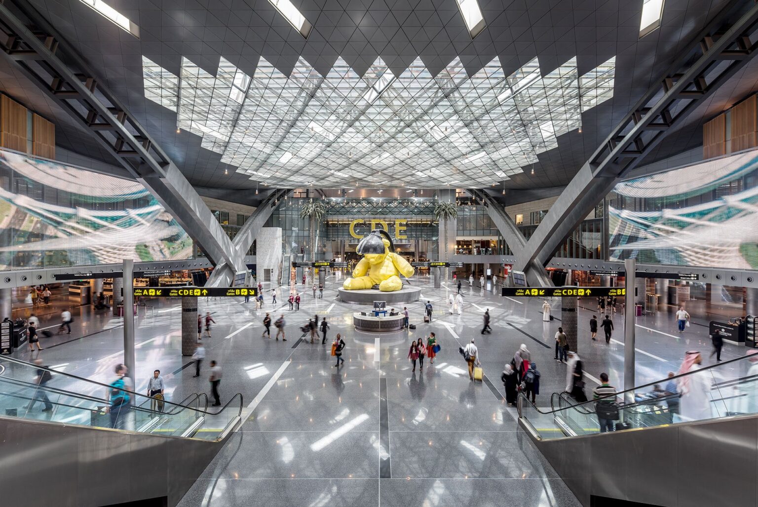 Top 10 Cleanest Airports in the World in 2025 - Aviation A2Z