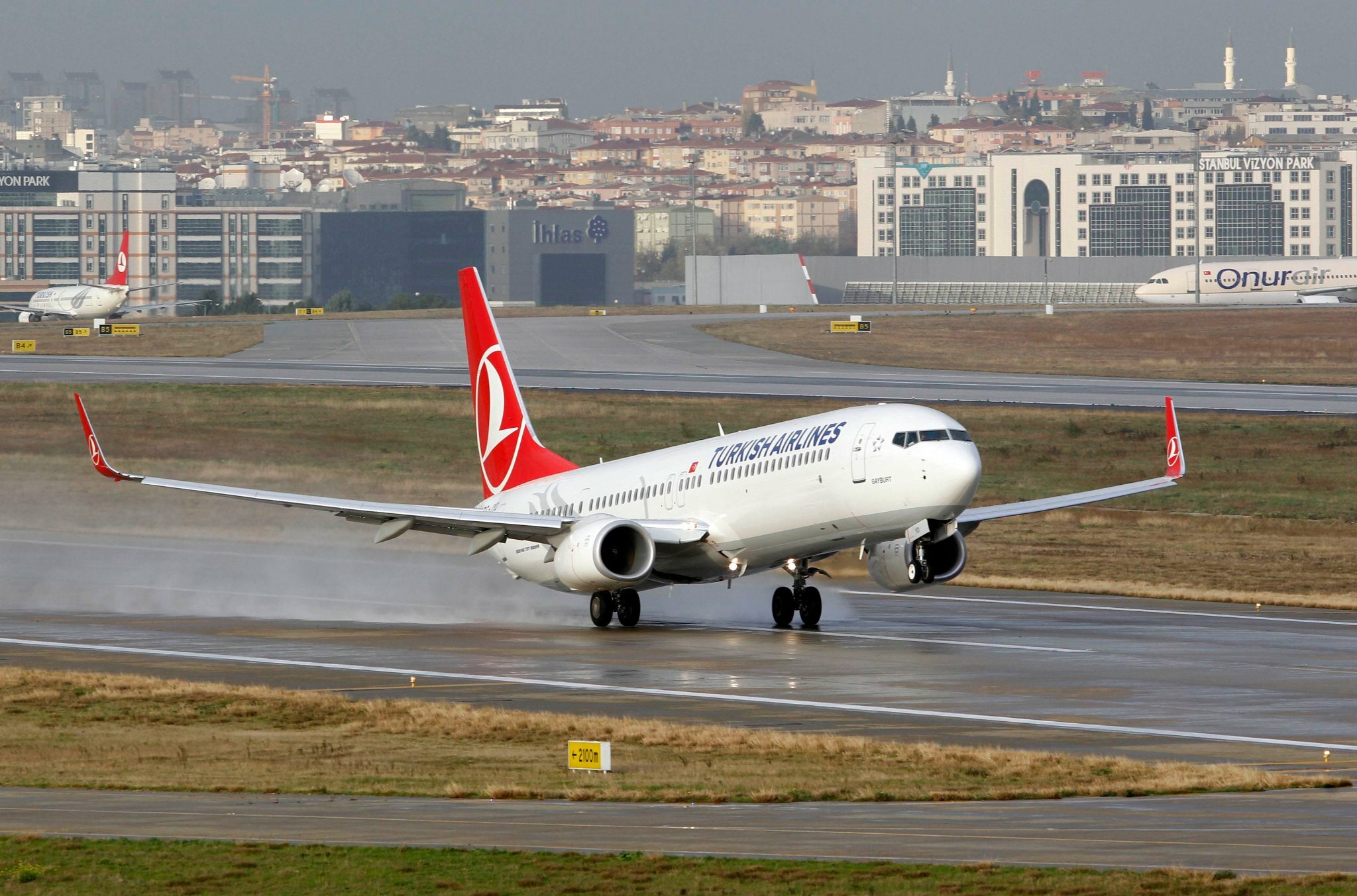 Turkish Airlines flight makes emergency landing at Karachi airport due