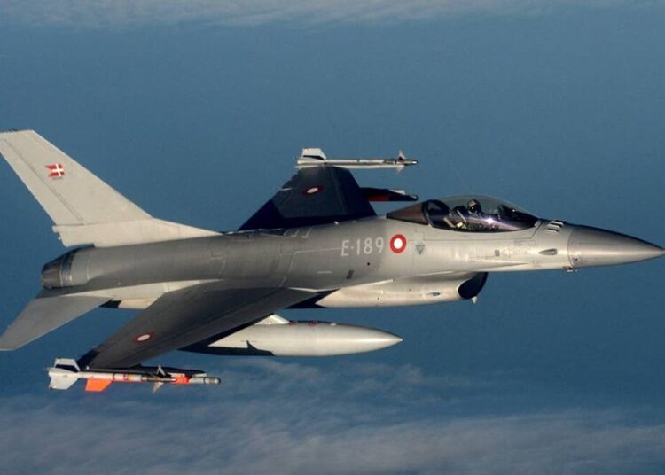 Largest Aircraft Embraer E195-E2 makes debut at London City Airport