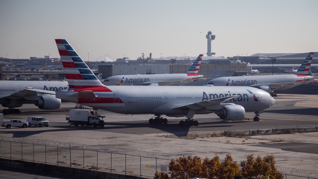 After near-miss incidents, the FAA issues safety alerts to airlines and ...