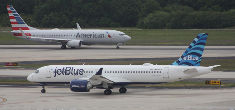 JetBlue and American Airlines Jets Encounter Near Miss Incident ...