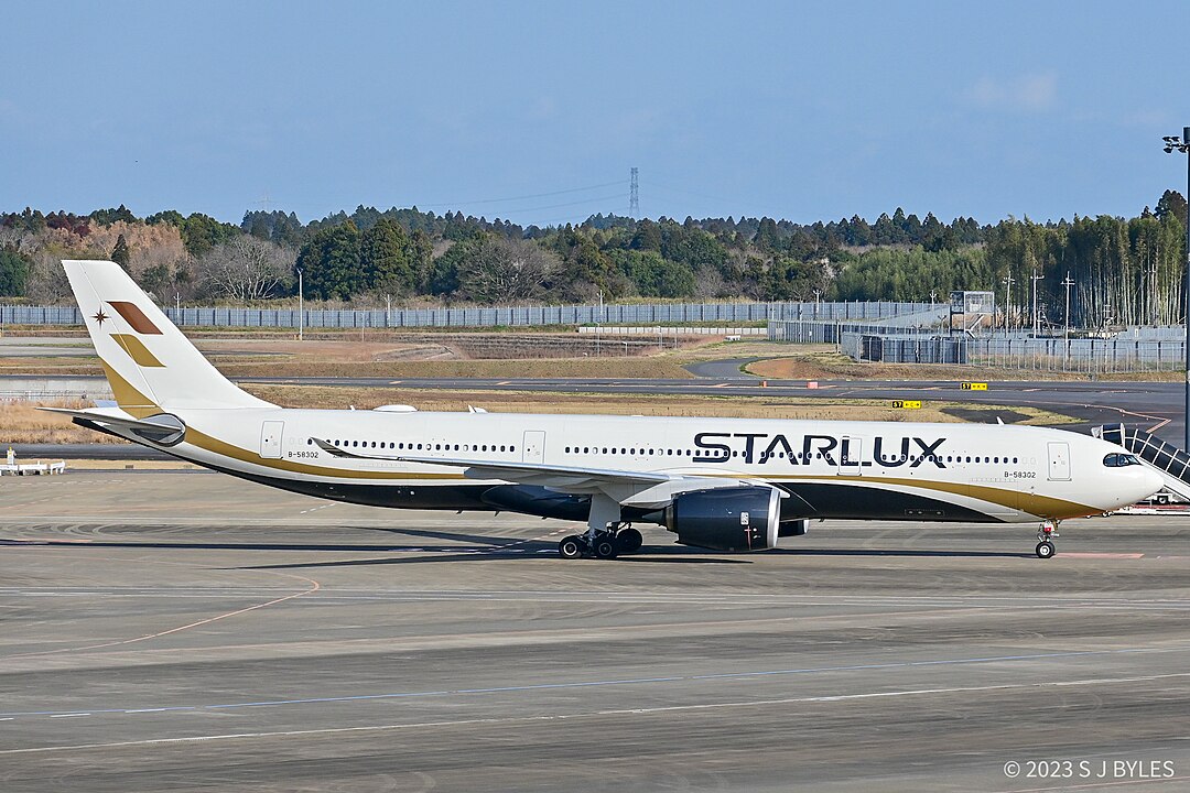 STARLUX Partners with American Airlines Ahead of New Phoenix Flights ...