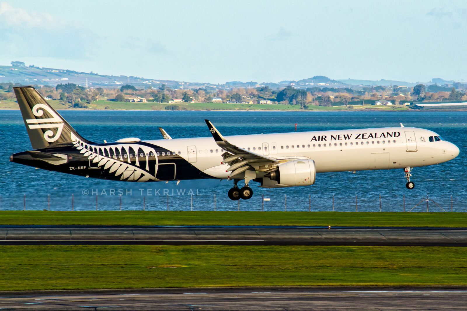 Air New Zealand Flight Fails to Land, Makes U-turn to Wellington ...