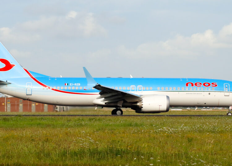 First look: Reliance Chairman Mukesh Ambani’s New Boeing 737 MAX 9 ...