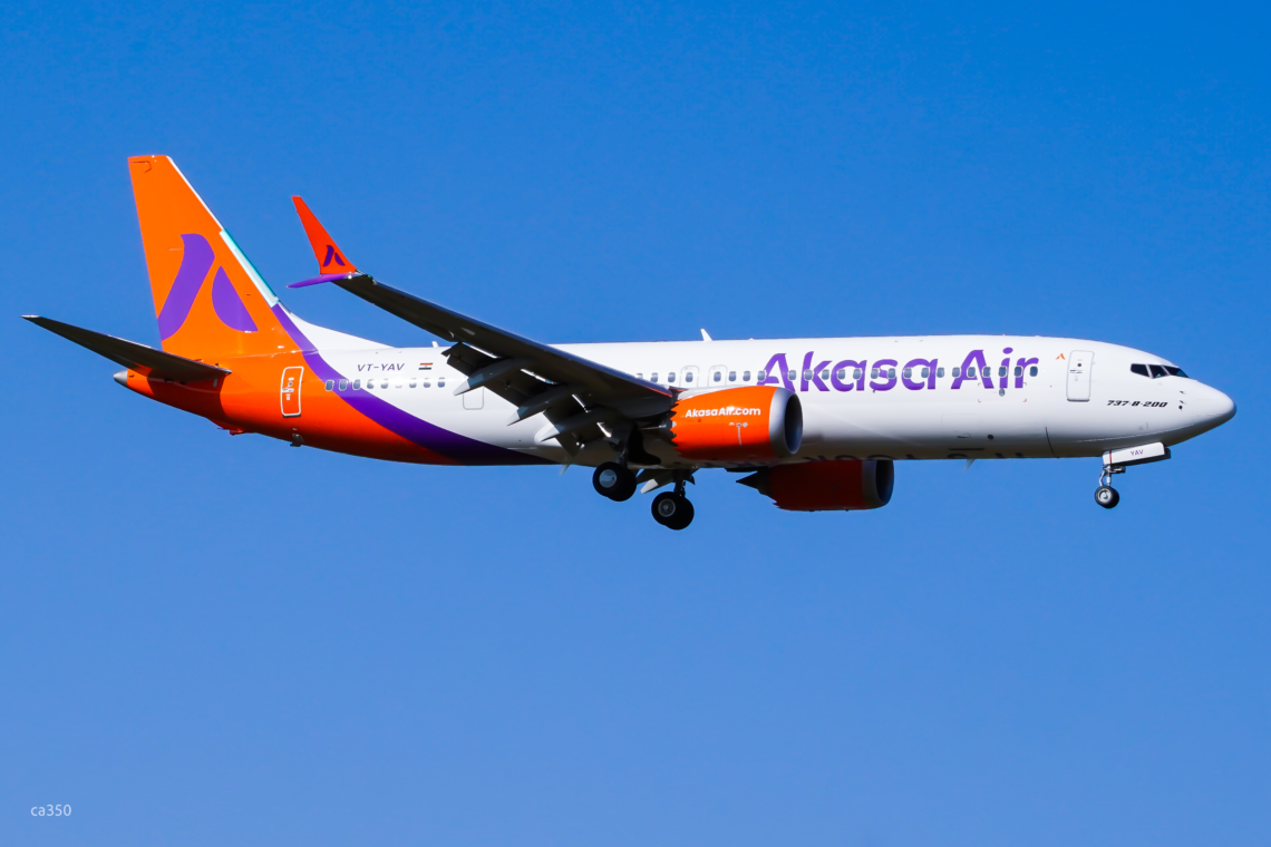 FIRST LOOK: Akasa Air New Boeing 737 MAX 8 200 in Full Livery ...
