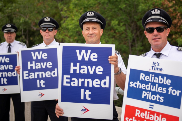 American Airlines Pilots to Vote for A New Contract with Staggering 41.5% Pay Raises - Aviation A2Z