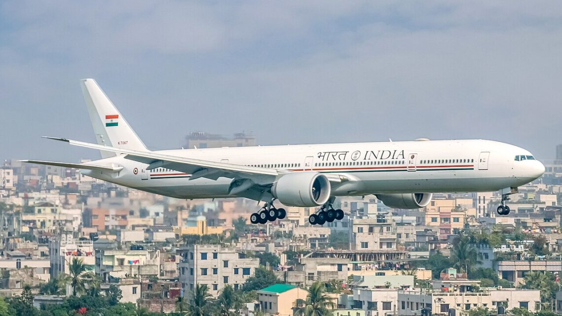 Who Pilots $1 Billion Air India One Fleet and Other VVIPs Planes ...