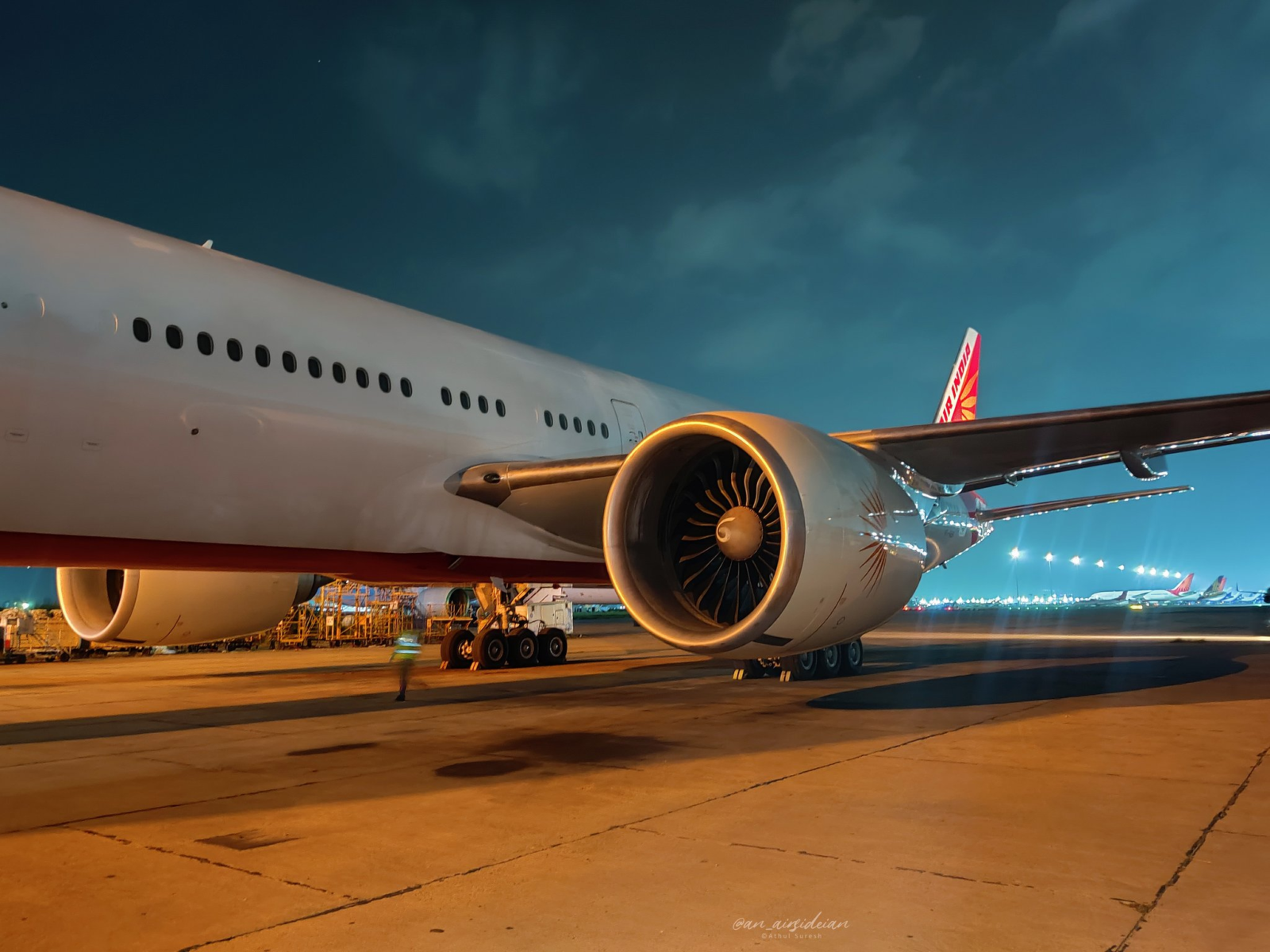 FIRST LOOK: Air India Receives Ex-Etihad Boeing 777 | Exclusive ...