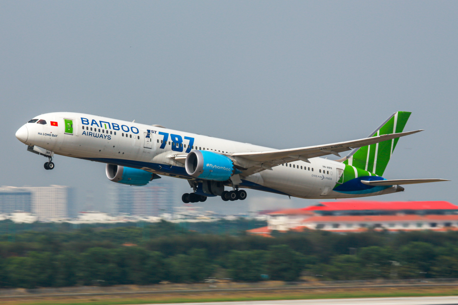 Australia Investigates A330 and Boeing 787 Runway Excursions at ...