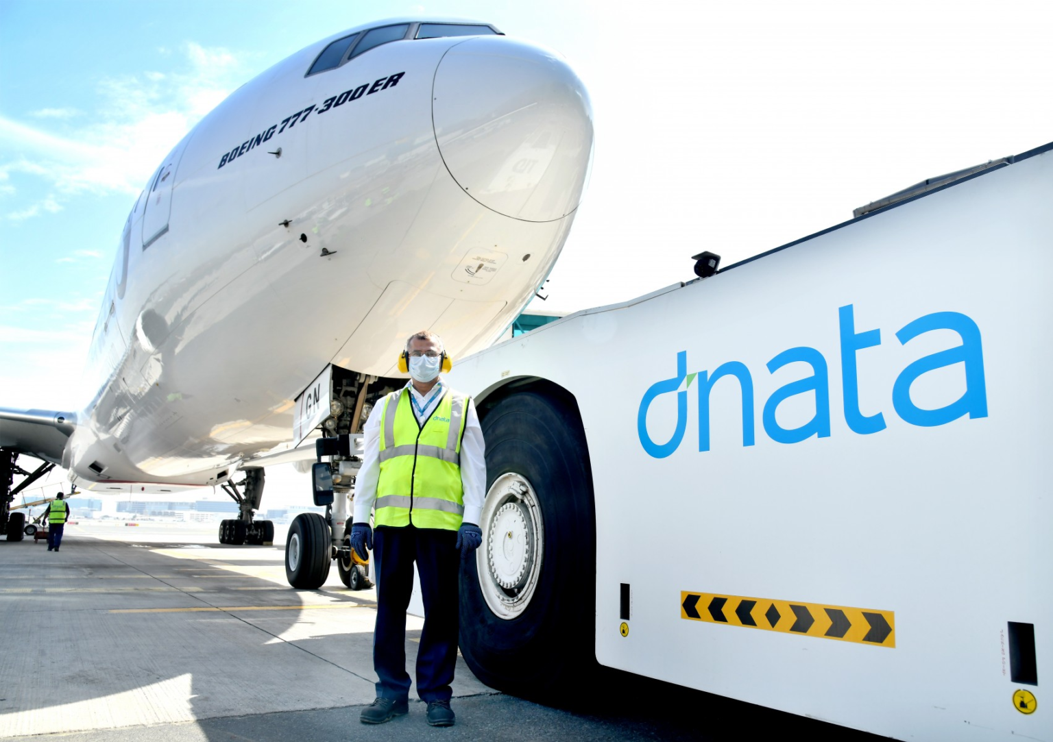 Emirates Airline Group Posts Record US$ 6.2 Billion Profit for 2024-25 ...