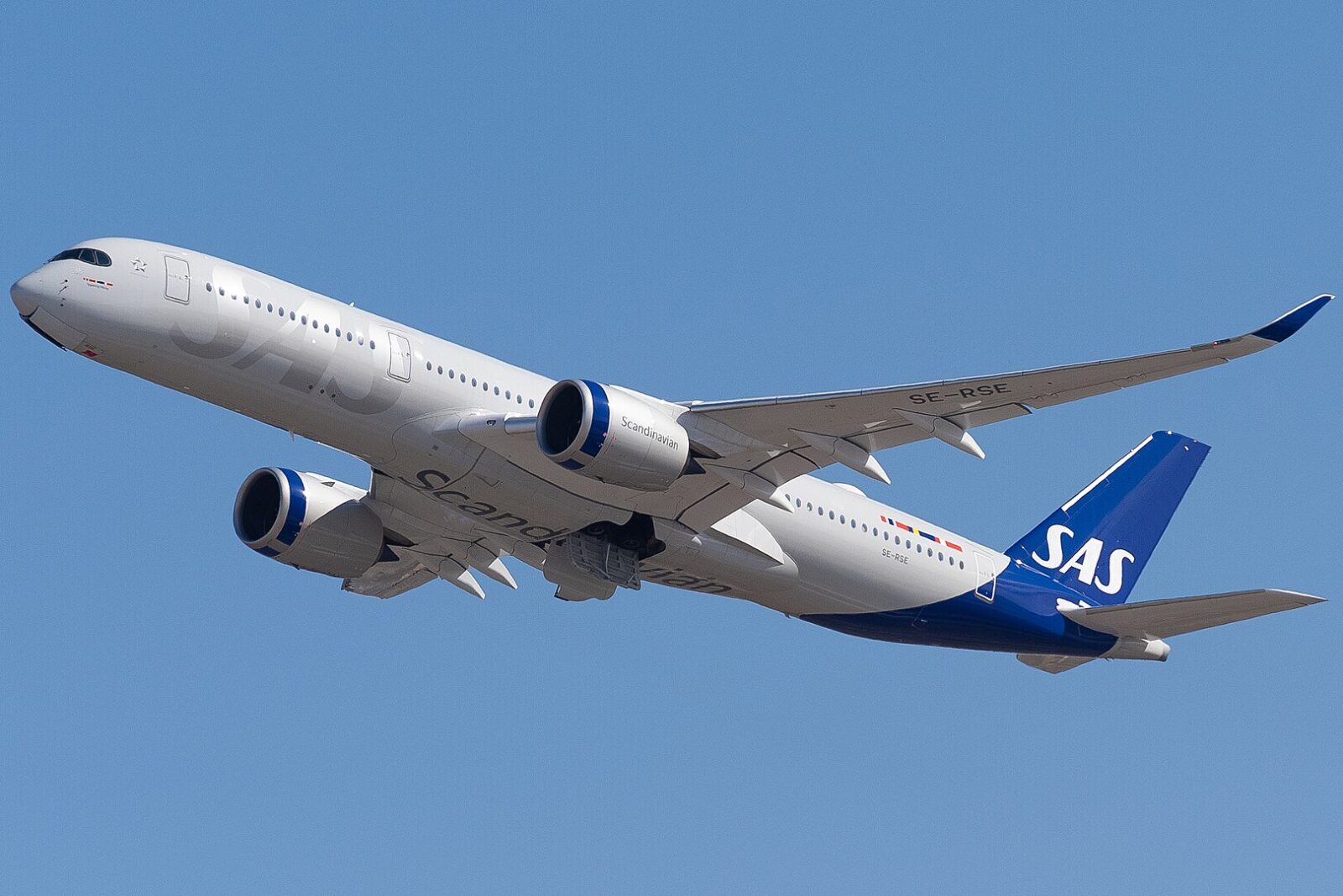 SAS Airways Adds More Flights to North America and Asia for Summer 2024 ...