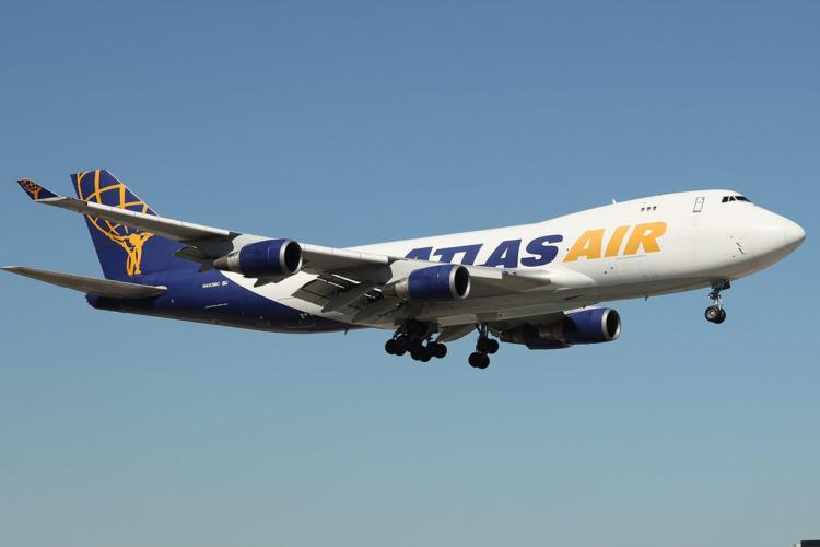 Boeing 747 Suffers Engine Fire after Takeoff from Miami Airport ...