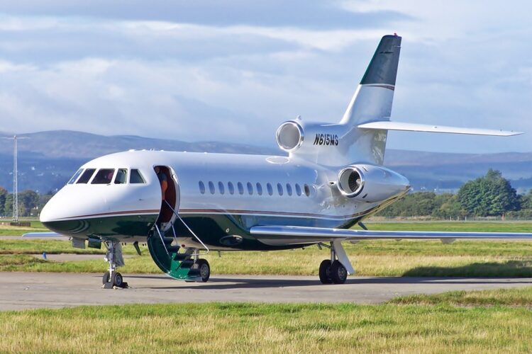 Taylor Swift $40 Million Dassault Falcon Private Jet Now Sold ...