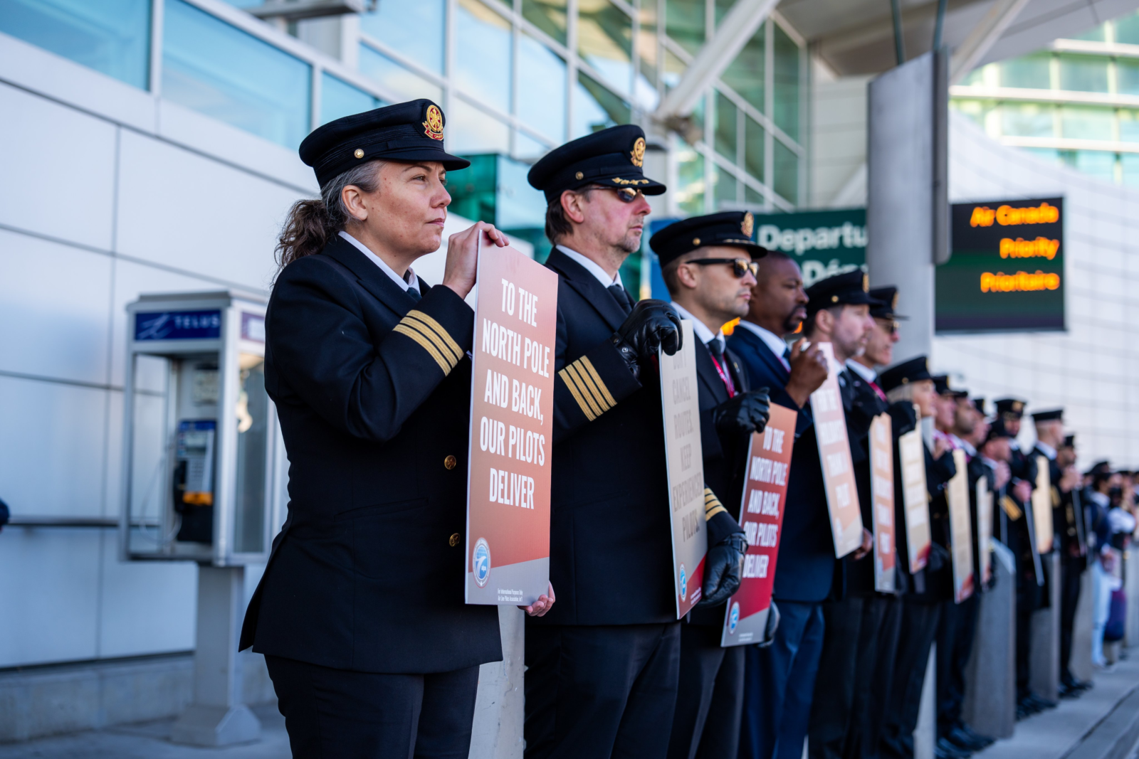 Air Canada Pilots to Vote on New 40% Raise Contract Today - Aviation A2Z