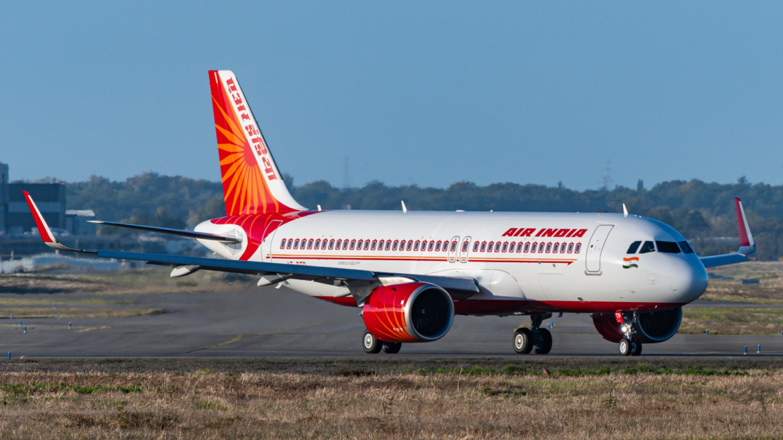 Air India Kochi to Mumbai Flight with A320 Experienced Runway Excursion ...