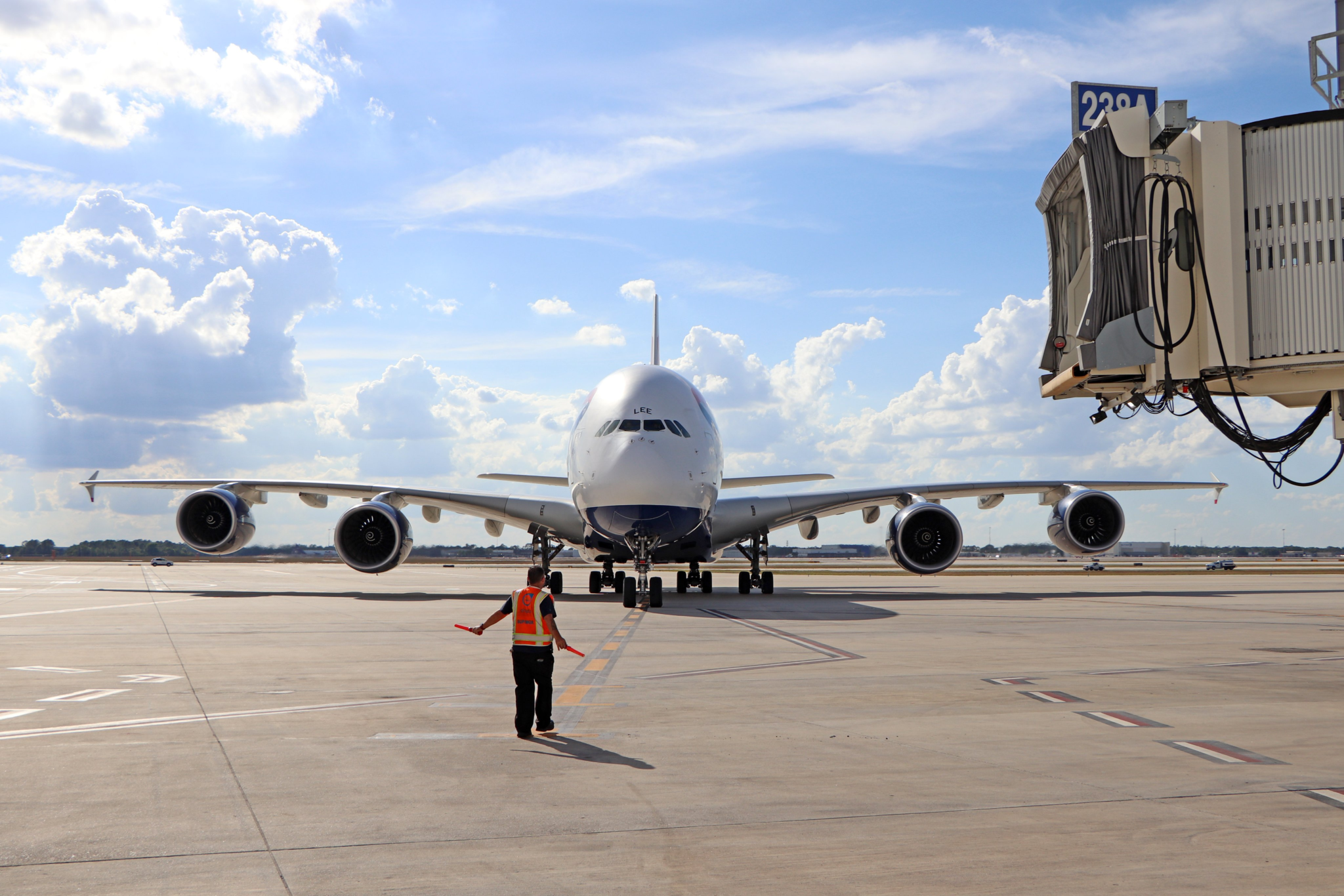 British Airways Airbus A380 Makes U-Turn to Johannesburg - onthespott