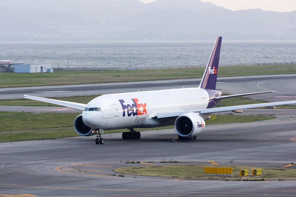 FedEx Express Pilot Salary in 2025 - Aviation A2Z