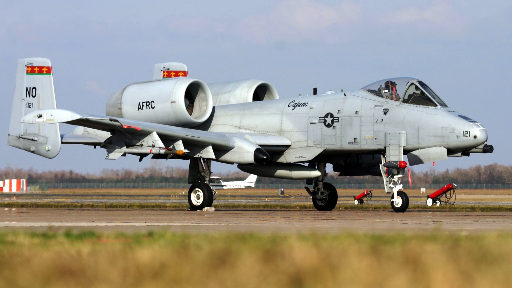 US A-10 Goes Down While Racing to Save Crew of Downed F-15E Fighter Jet ...