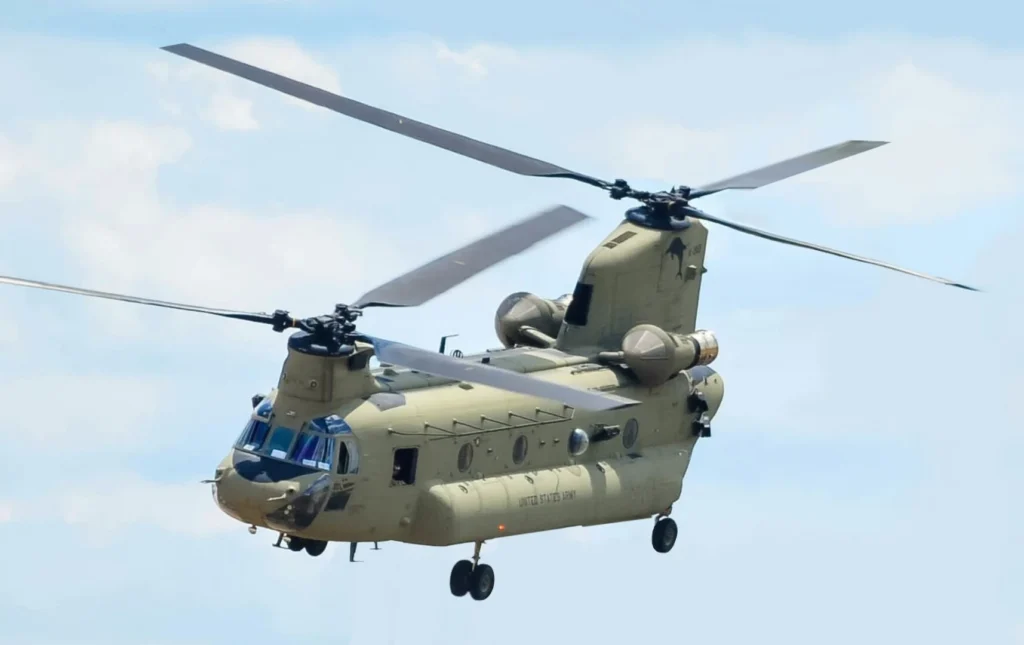 Boeing Gets New $877 Million Order for Most Iconic Helicopter in the World - Aviation A2Z