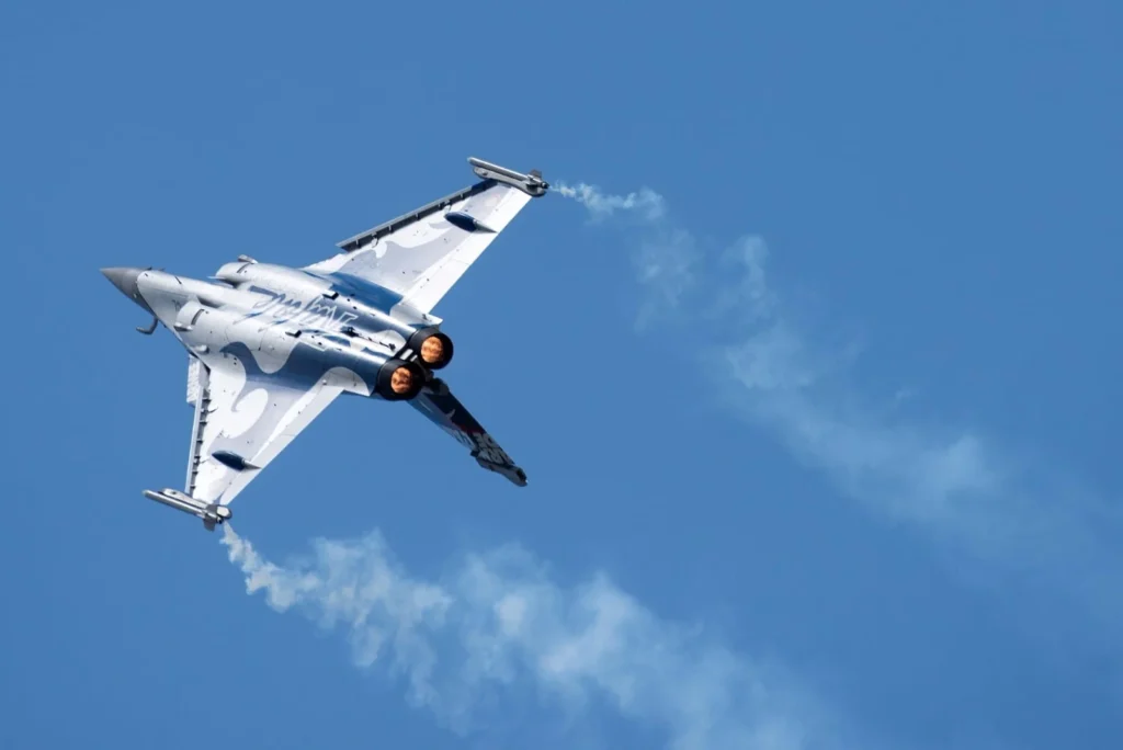 India Finalises Rs 3.25 Lakh Crore Letter of Request for 114 Rafale ...