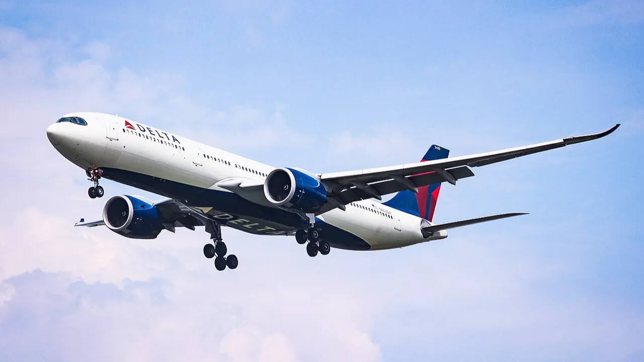 These Are 10 North America’s Most Turbulent Flight Routes in 2025 ...