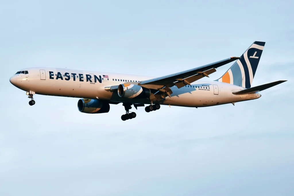 Trump’s DHS Buys 6 Boeing 737s for ICE Deportation Fleet in $140M Deal ...