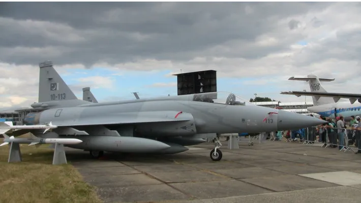 Bangladesh Eyes China-Pakistan's New JF-17 Jets Amid Tensions with ...